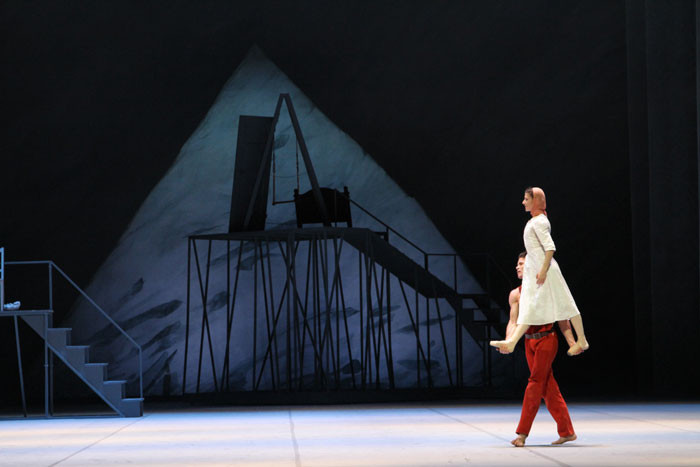 "Peer Gynt" (Ballet by John Neumeier) THE HAMBURG BALLET - - Bolshoi ...