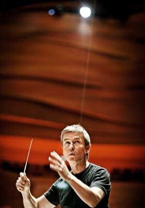 Esa-Pekka Salonen - Conductor - BolshoiRussia.com